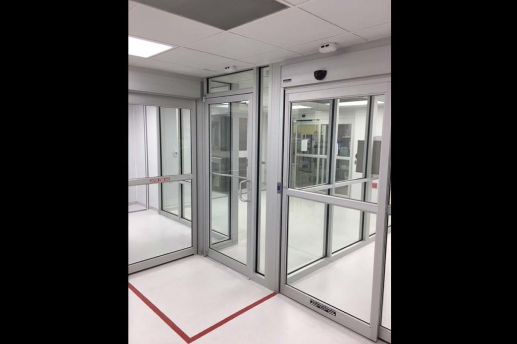 Miami VA Medical CenterUSP 797/800 Compliant Pharmacy Cleanroom ...